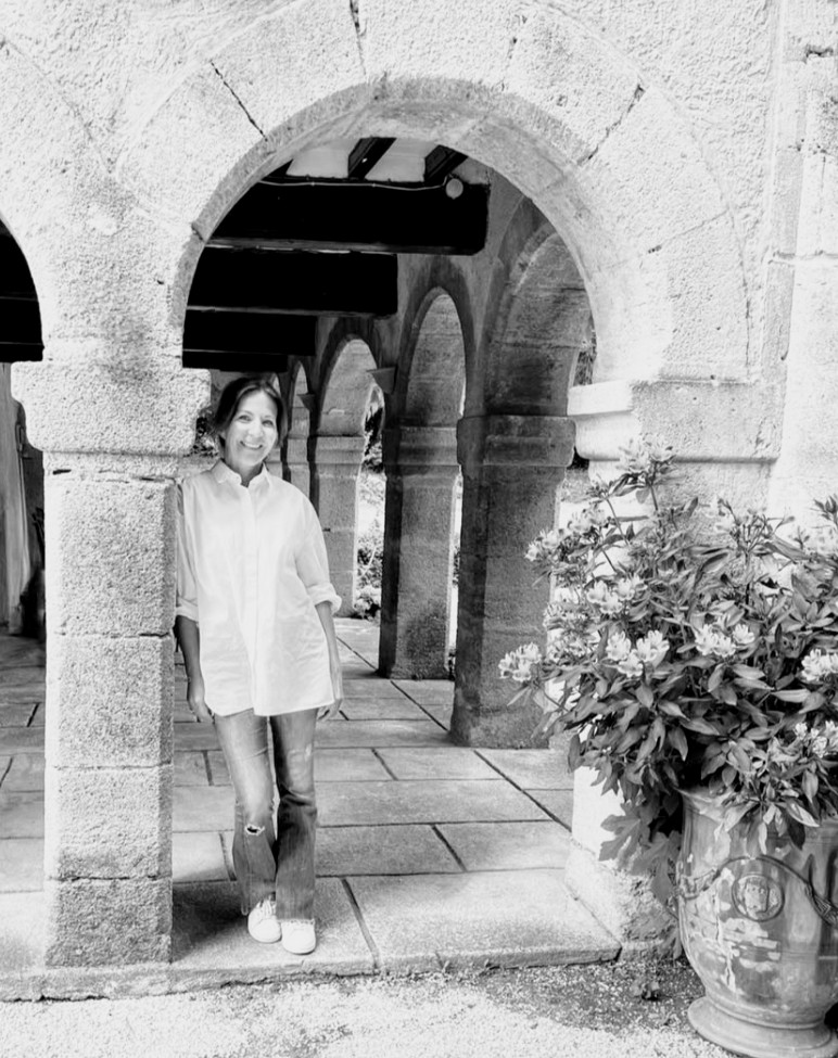 À Propos - Kosmos Studio